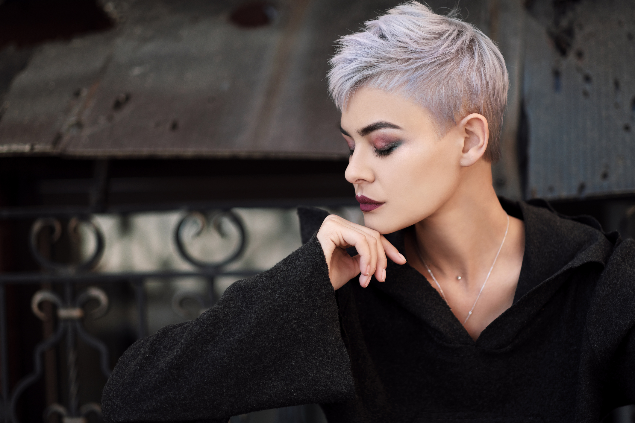 4 Short Hair Styling Tips - Accolades Salon | Spa